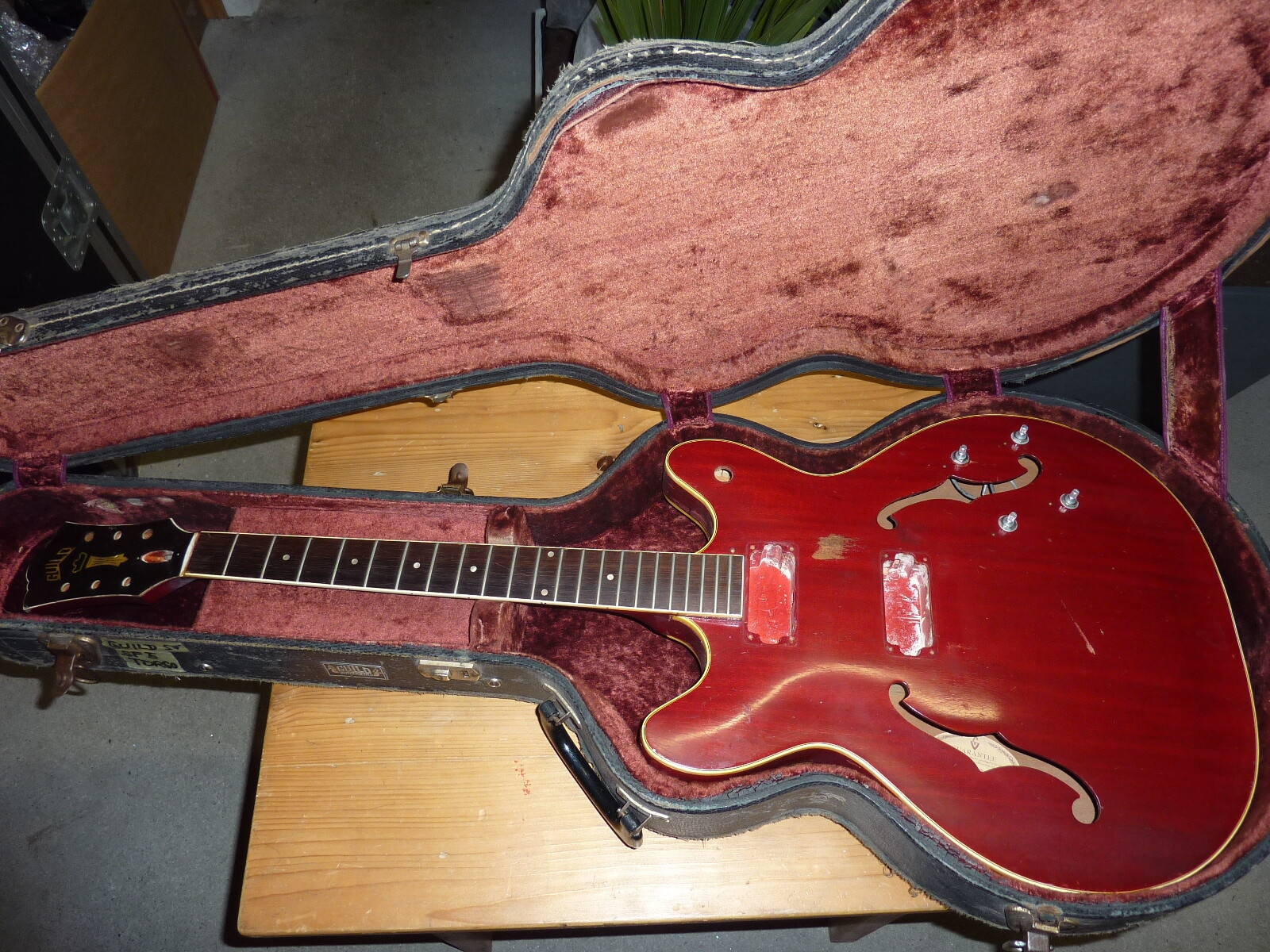 New Thunderbass amplifier - Guild advertisement (1966) >> Vintage ...