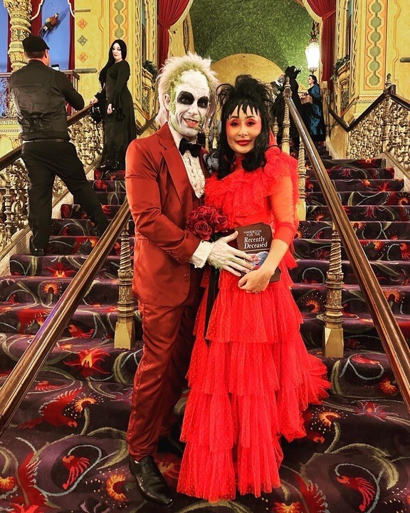 Lydia Deetz Red Wedding Dress Costume – Complete Set … - Gem