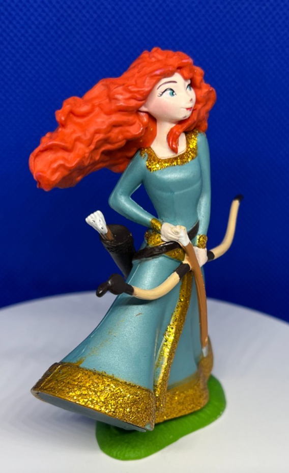 Disney Brave Princess Merida with Bow and Arrow 3.5" PVC Figurine ...