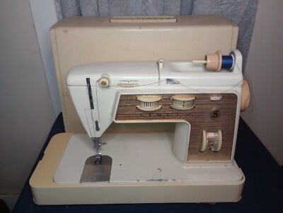 Singer Golden Touch & Sew Deluxe Zig Zag Model 750 No Power Cord ...