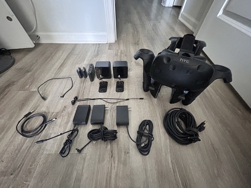 HTC Vive VR Headset Complete Set Full Kit Virtual Reality w/ Stand | eBay