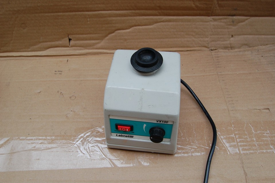 Labnet VX100 vortexer vortex shaker mixer used lab rotator mini touch ...