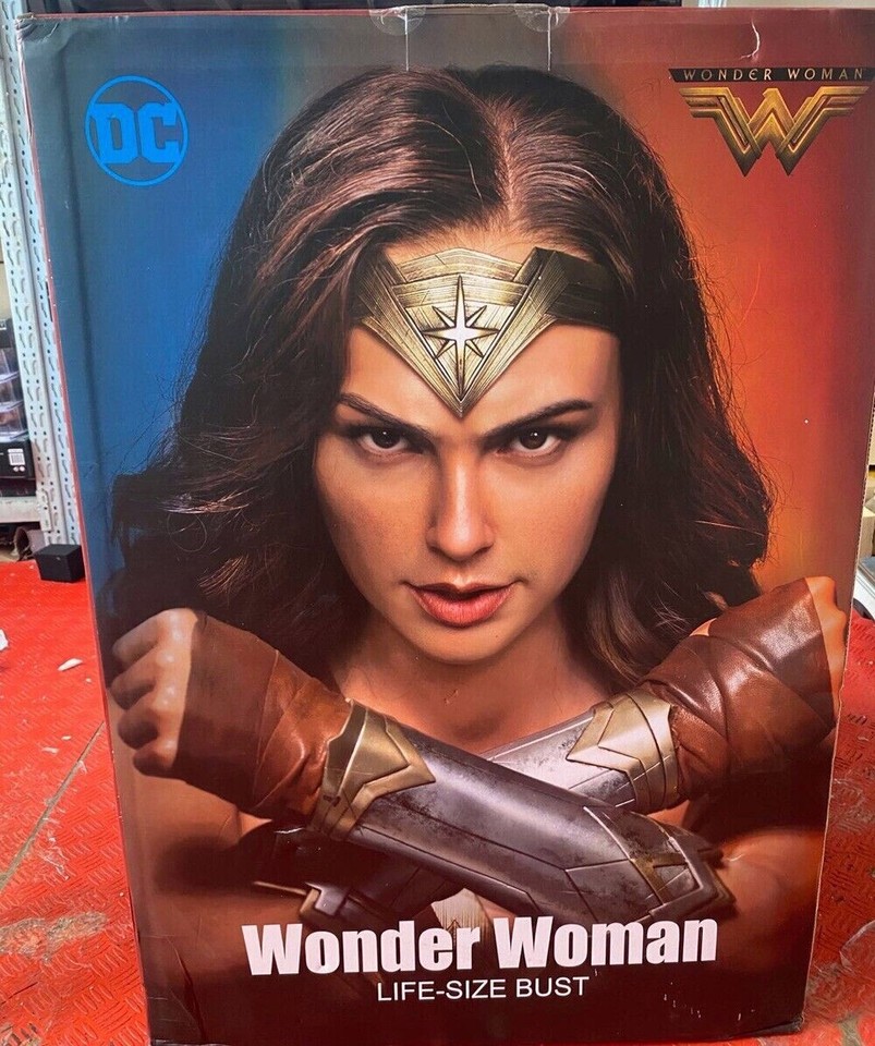 1/1 Life Size Wonder Woman Bust Statue Silicone Model Queen Studios ...