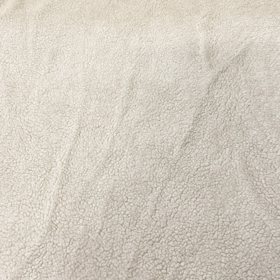 Short Hair Faux Fur Teddy Lambskin Imitation Ecru Cozy Faux Fur Fabric ...