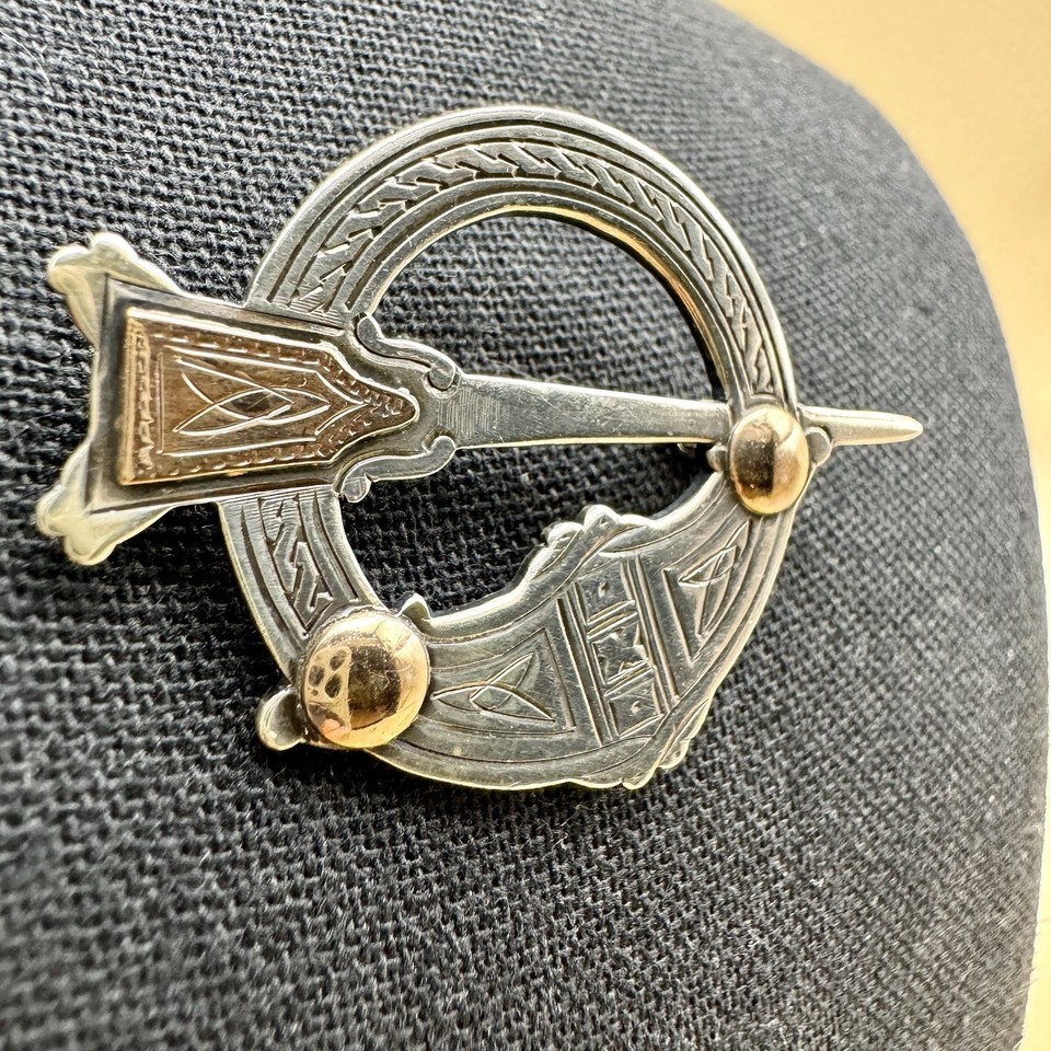Vintage Irish Tara Brooch - Hallmarked Dublin 1964 - Sterling With Gold ...