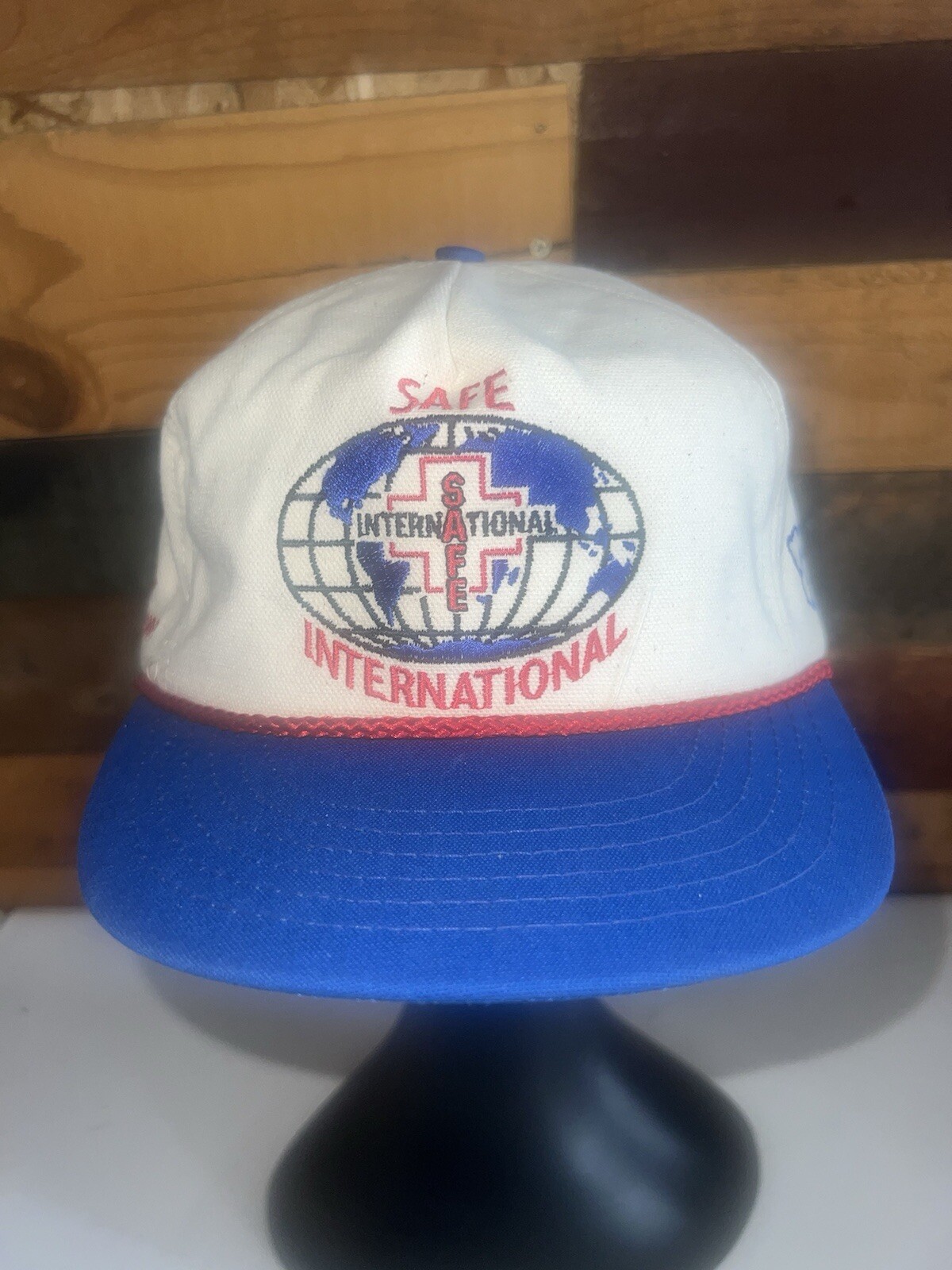 NEW Vintage Safe International White colored Snapback… - Gem
