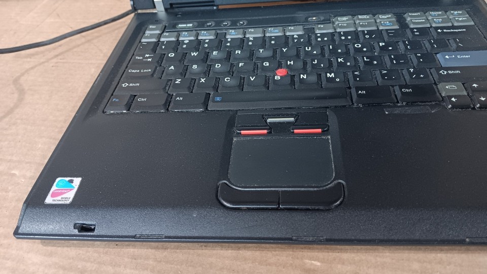 IBM Thinkpad T43p Laptop Intel Pentium M @ 2.13 GHz 15" LCD screen type ...