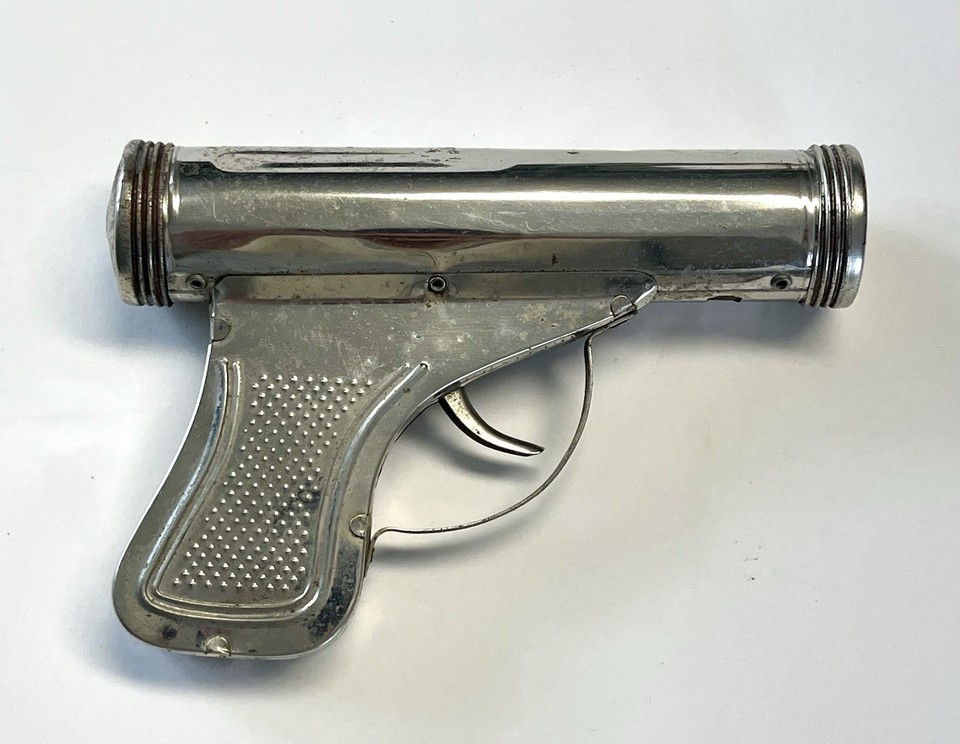 Vintage 1940s FLASHLIGHT PISTOL Gun Shape Flash-Lite "Buck Rogers Death ...