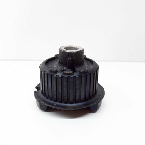 NEW MB C W204 REAR SUBFRAME CARRIER SUSPENSION HUB MOUNT A2043510842 ...
