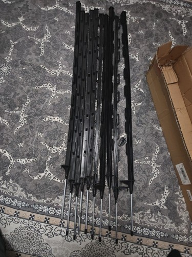 Electric Fence Posts Plastic Poly Poles 4ft Black 10pk, Horse Paddock ...