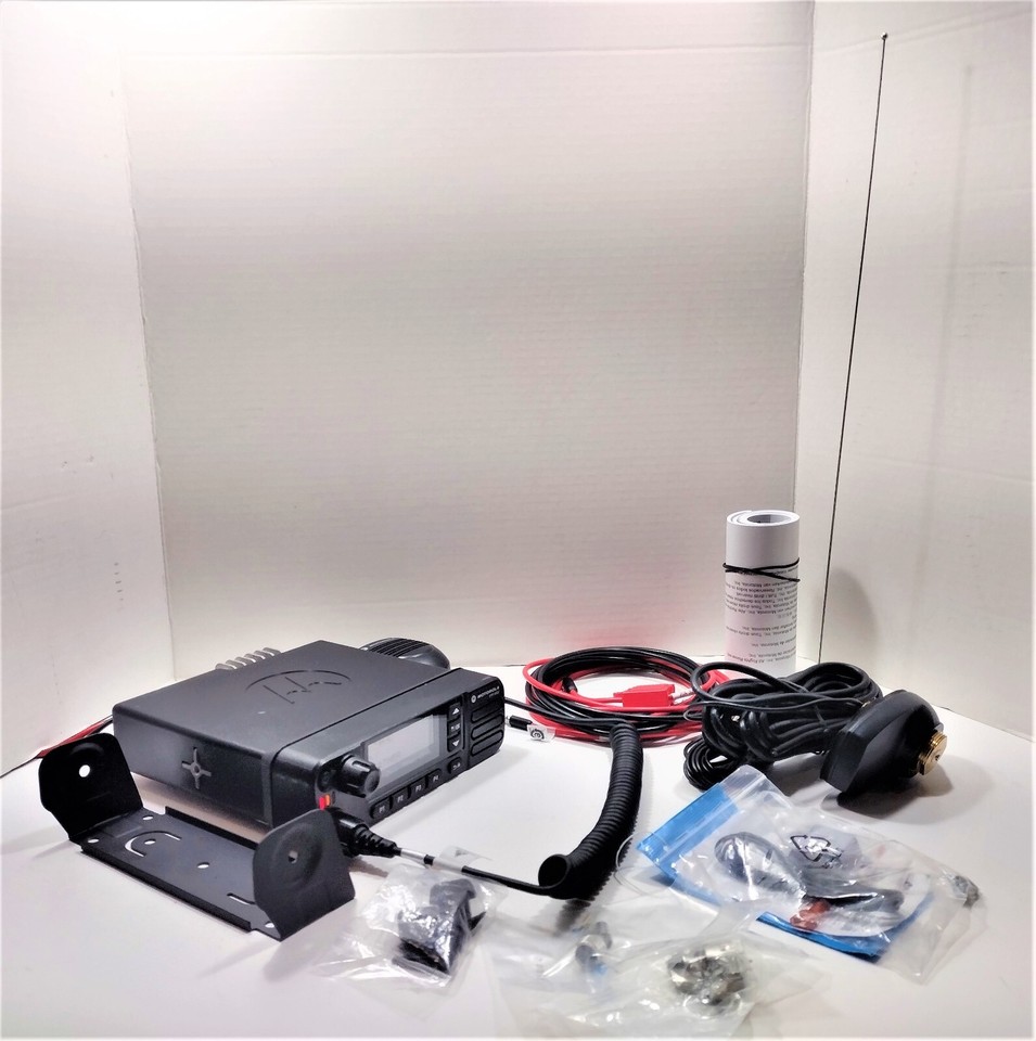 Motorola XPR5550 UHF Mobile Two-Way Radio AAM28QPN9KA1AN & FULL ...