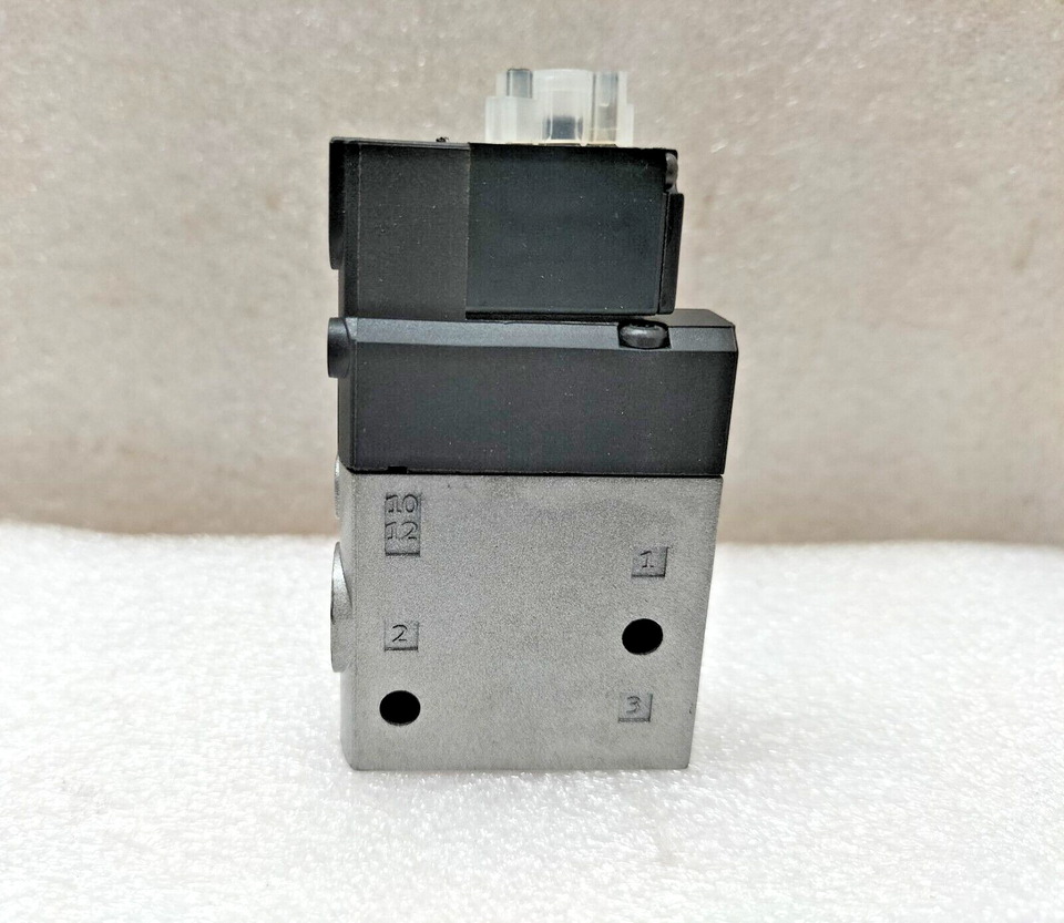 FESTO CPE14-M1BH-3GLS-1/8 SOLENOID VALVE 196930 | eBay