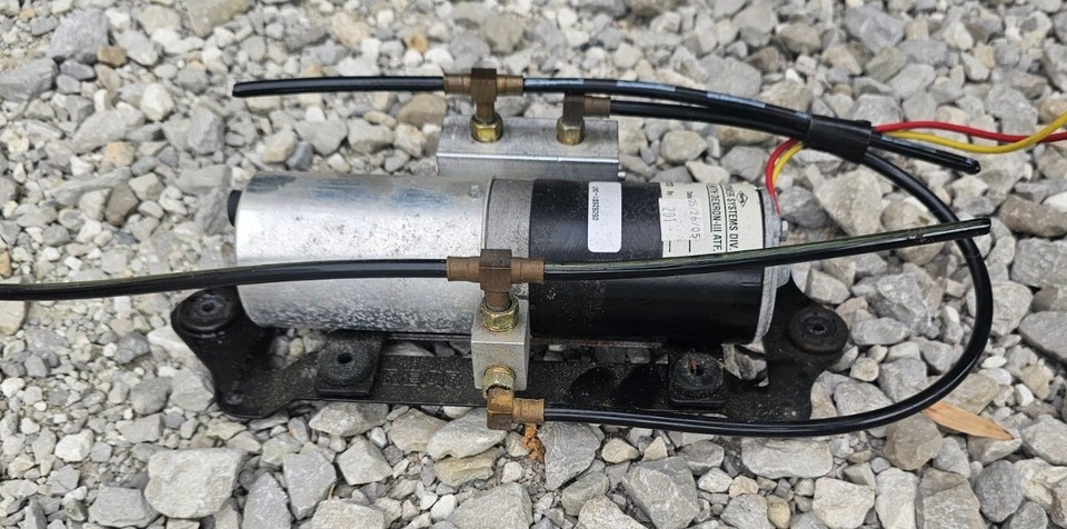 2005-2007 FORD MUSTANG OVERHEAD CONVERTIBLE TOP CONTROL HYDROLIC PUMP ...
