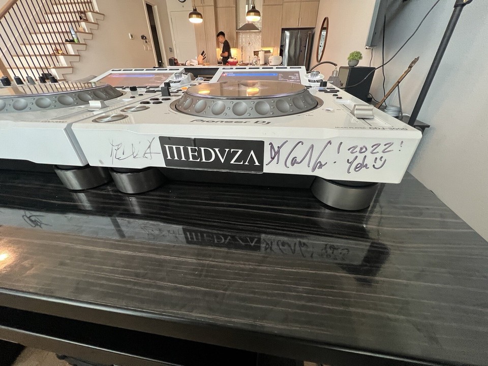 pioneer dj cdj 3000 white limited X4 And nexus 2 Signed by various ...