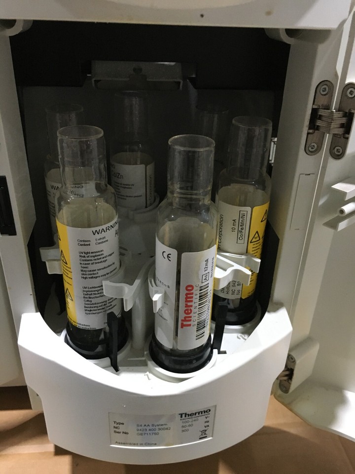 Thermo Elemental SOLAAR S4 AA Spectrometer and Thermo Vp100 Vapour ...