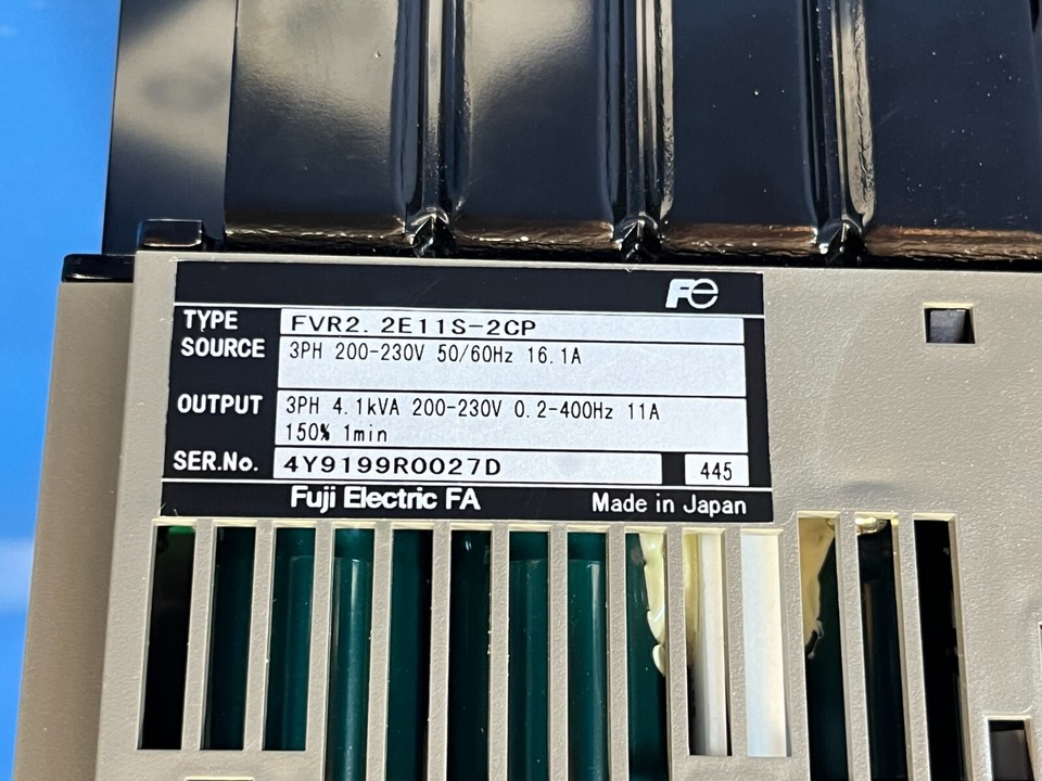FUJI FVR-E11 FVR2.2E11S-2CP 4.1KVA 3PH 200-230V INVERTER | eBay