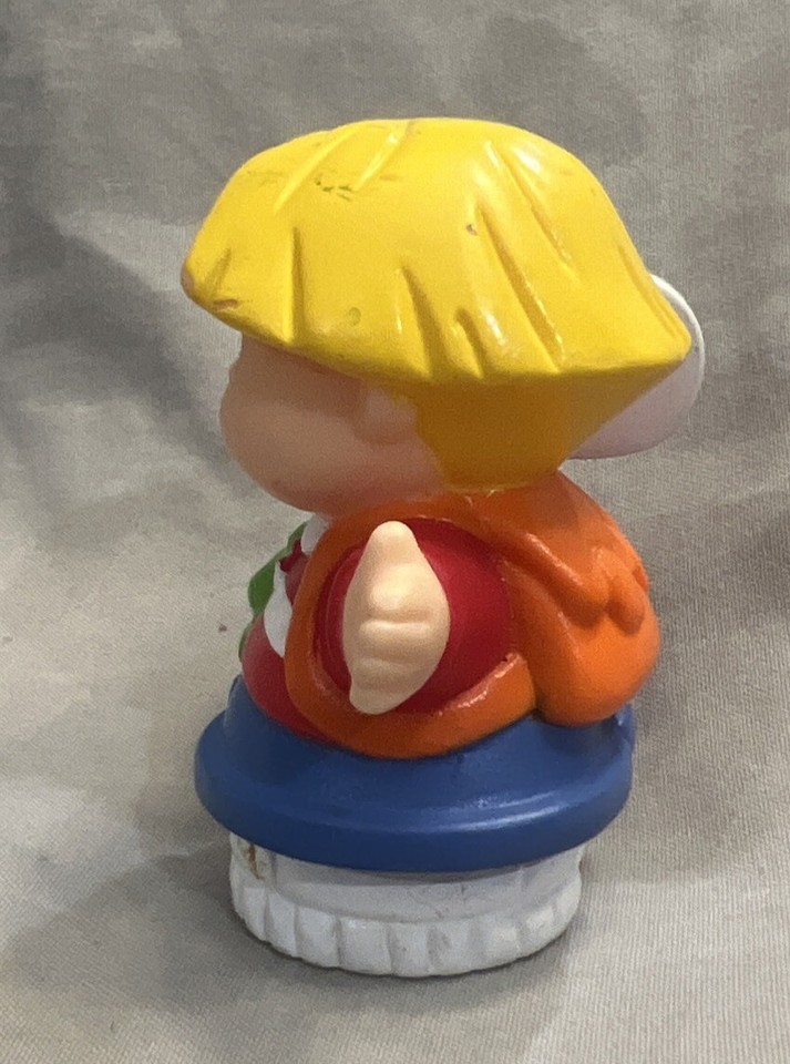 FISHER PRICE LITTLE PEOPLE FIGURE 2000 EDDIE SCHOOLBOY WITH FROG FIGURE ...