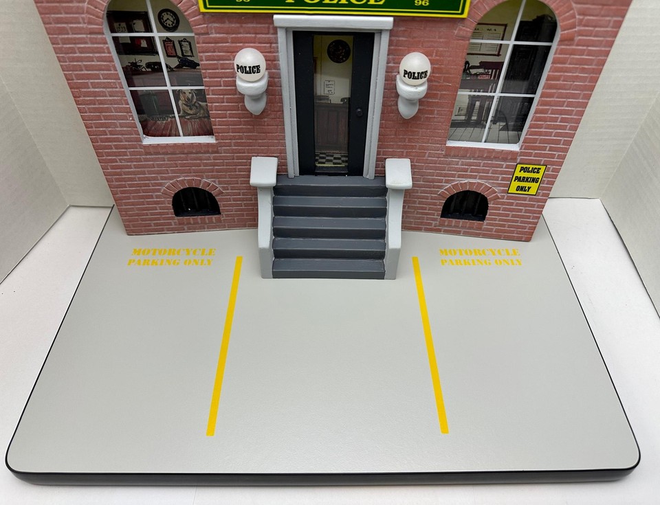 1996 Harley Davidson Mini Police Station Display Set 97898-97V NIB | eBay