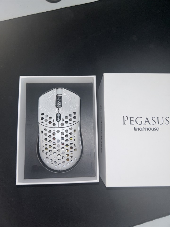 FinalMouse Starlight-12 Pegasus Small Gaming Mouse MINT 850002857139 | eBay