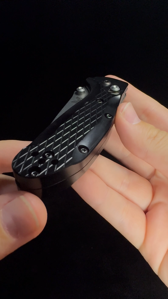 MINI GRIPTILIAN BLACK ANODIZED ALUMINUM DIAMOND SCALES CNC MADE IN USA ...