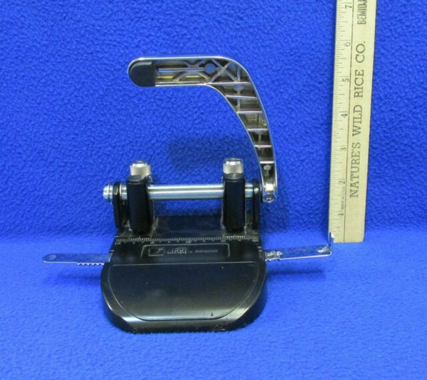 2 Hole Paper Punch ACCO Model 60 Adjustable Paper Guide Black W/ Chrome ...