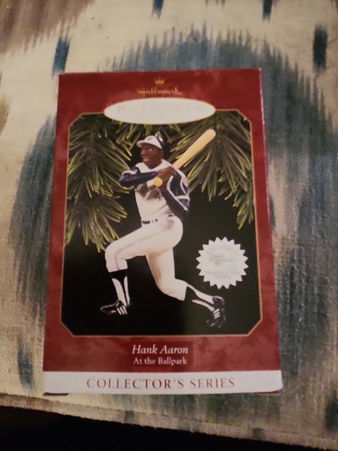 HANK AARON Hallmark Keepsake Ornament Figure 1997 With EXCLUSIVE ...