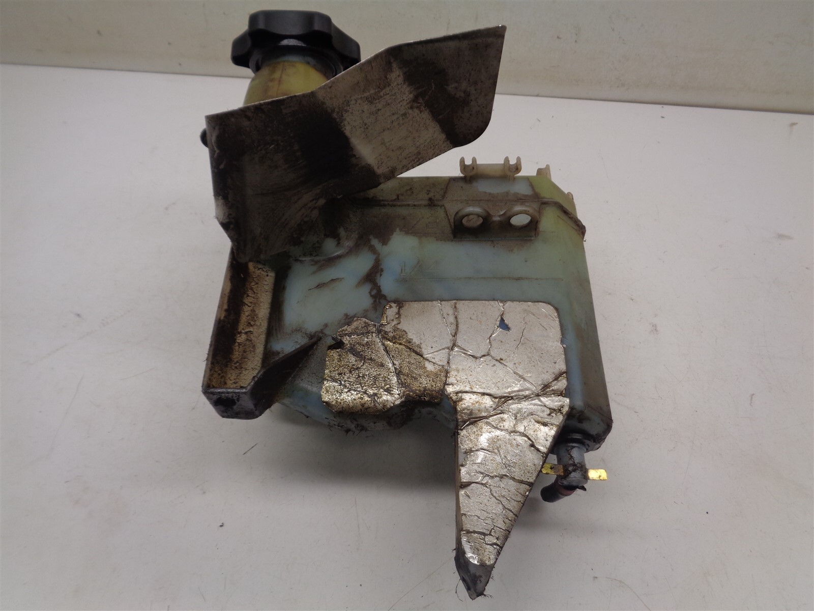 Ski-Doo MXZ 600 OEM Oil Tank Reservoir 519000000 Ss49 for sale online ...