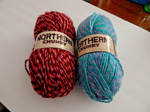 Kertzer SRK NORTHERN CHUNKY yarn Extra Large skein 324 yards 2 COLORS ...