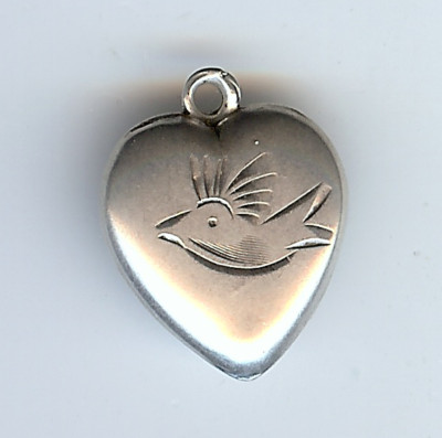 VINTAGE STERLING SILVER ENGRAVED BIRD AND "MABEL" PUFFY HEART CHARM | eBay