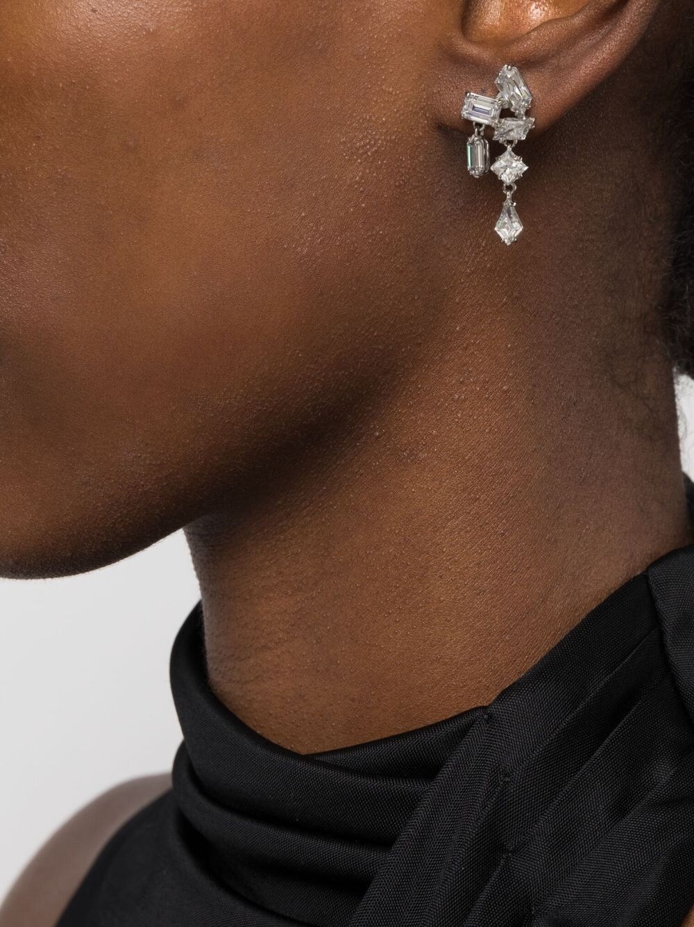 New 100% SWAROVSKI Brand 5665825 Chandelier Mesmera Earrings White ...