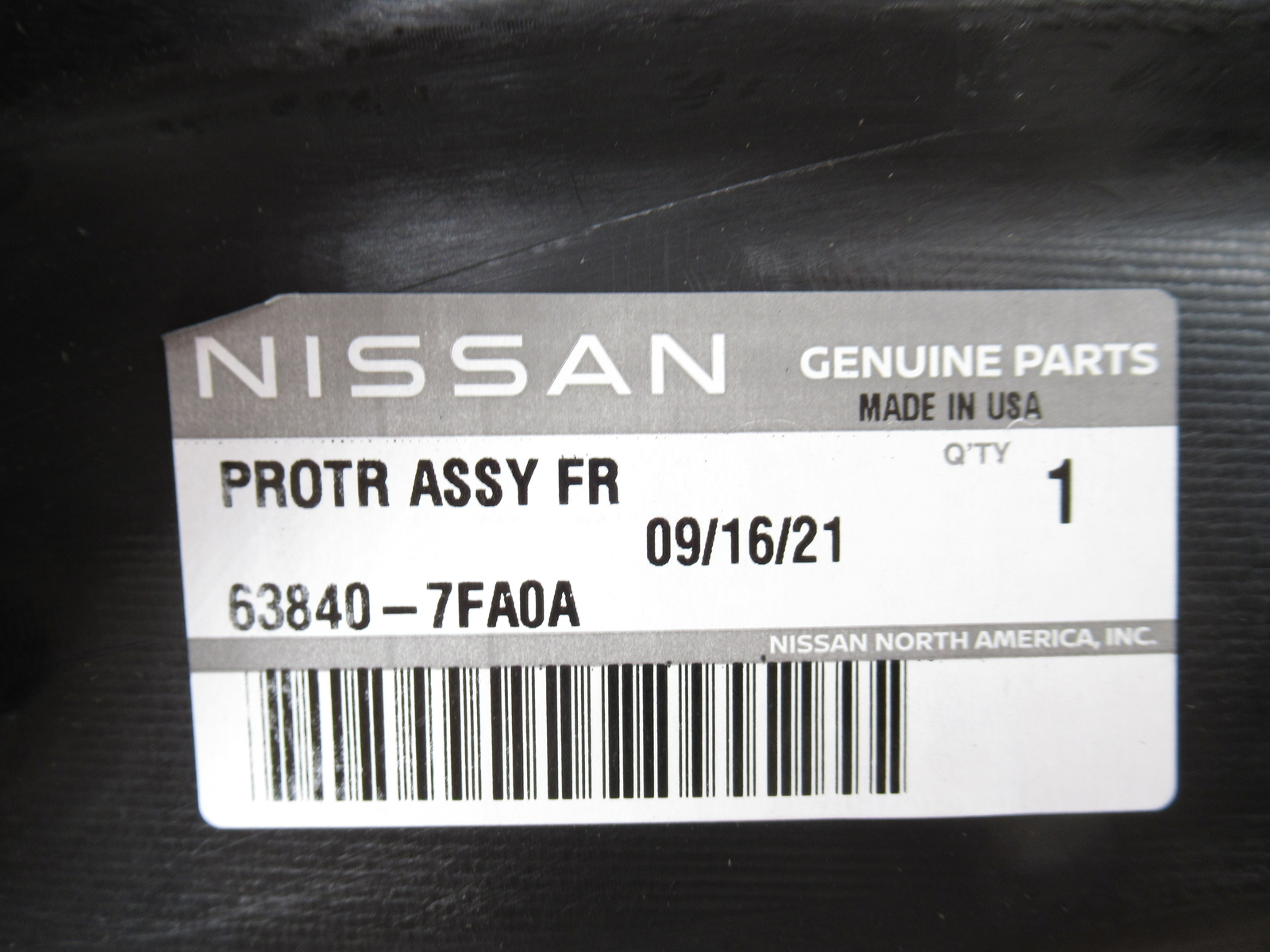 2017-2020 Genuine Nissan Rogue Passenger RH Front Fender Splash Shield ...