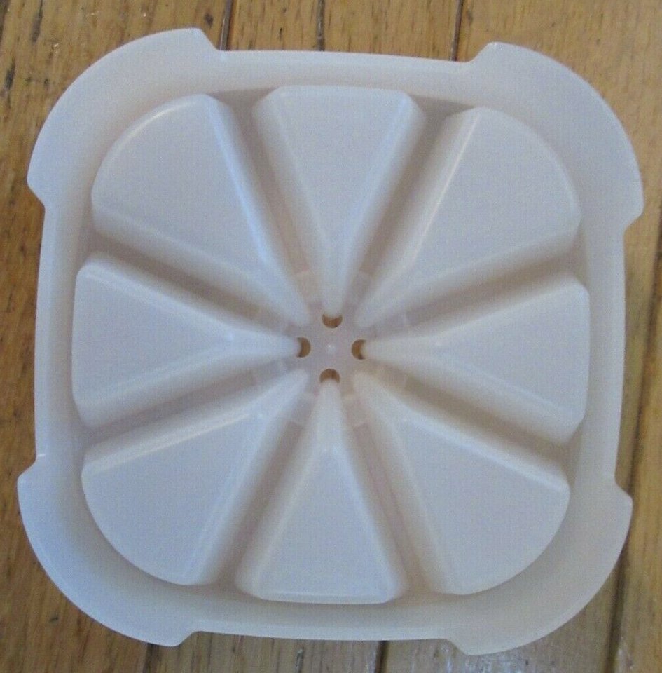 TUPPERWARE Set of 4 Stackable "Triangle Wedge" Ice Cube Trays #1468 New ...
