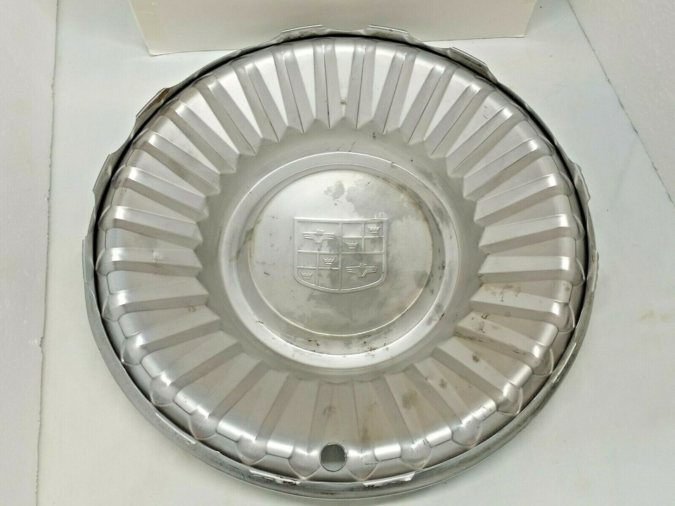 1957 1958 STUDEBAKER SILVER GOLDEN HAWK HUBCAP 15 inch STARLINER ...