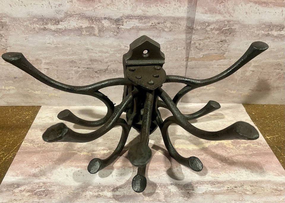 Large Swivel Wall Hook Cast Iron Coat Rack Purse Hanger Victorian Rusty ...