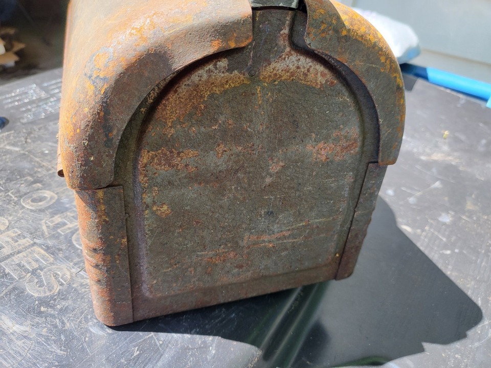 VINTAGE CRAFTSMAN LUNCH BOX DOME STYLE TOOL BOX WITH CRAFTSMAN WRENCHES ...