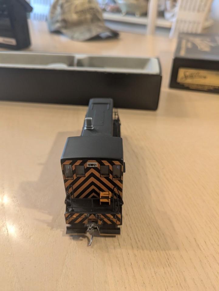 Bachmann Spectrum 81104 GE 70 Ton Diesel Southern Pacific #5108 HO ...