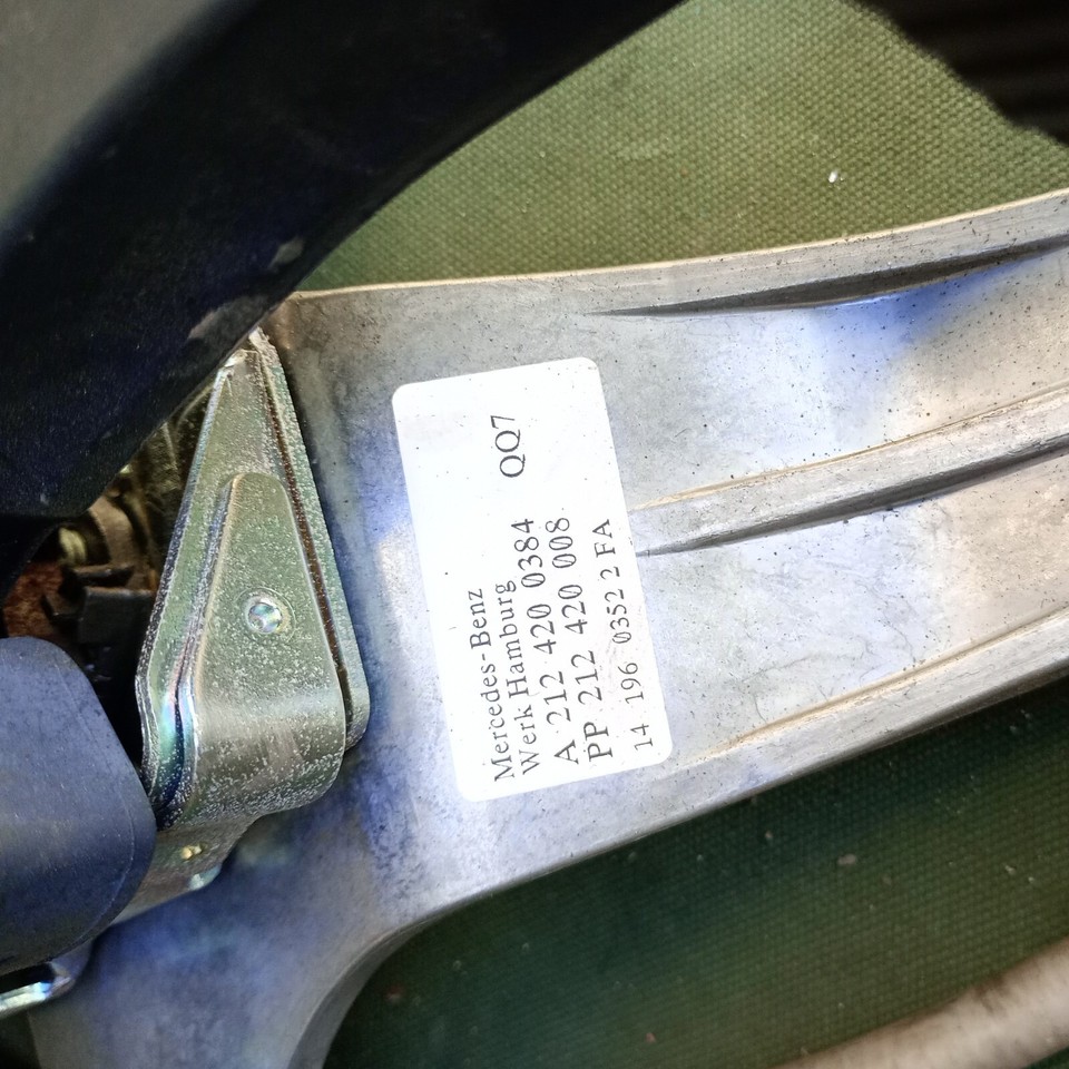 MERCEDES E220 CDI W212 2014 HANDBRAKE MECHANISM A2124200384 | eBay