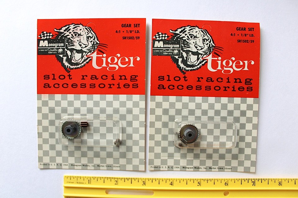 1960's MONOGRAM SLOT CAR 1/24 SR1604 COMPLETE CHASSIS KIT & 2-SR1502 ...