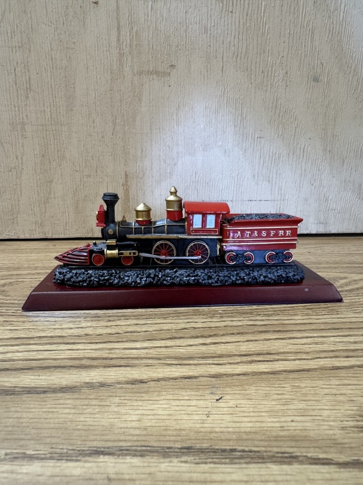 Avon Legendary Locomotives American 440 and Great Northern F7 Shelf ...