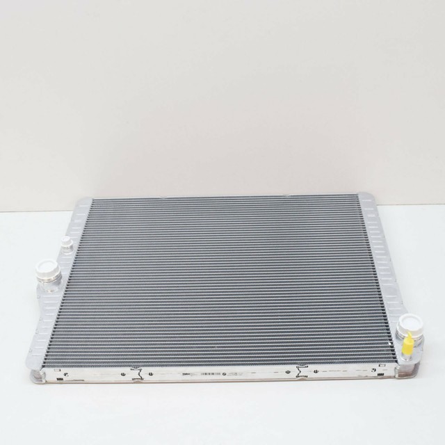 BMW M4 F82 Engine Cooling Radiator 17112284607 2284607 for sale online ...