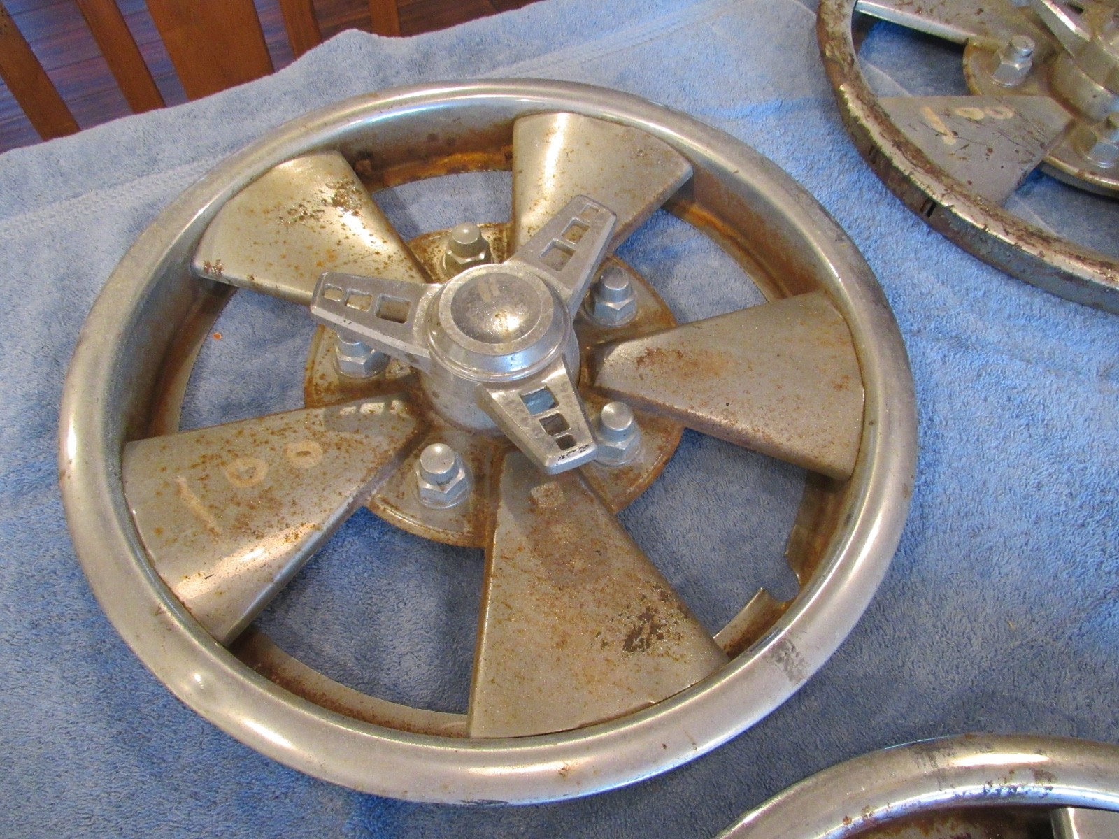 (4) Vintage 15" Hubcaps Rat Hot Rod Mag Type w/ Spinners J.C. Whitney ...