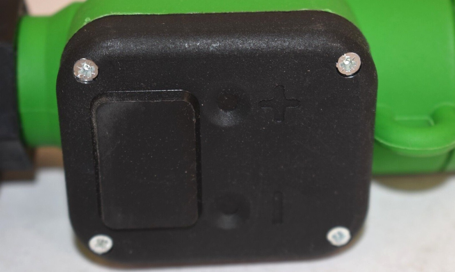 Cargo Tuff G-INFLPREMQC Inflator Tool 6" x 6.5" 120 PSI Modular Green ...