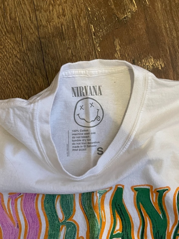 Nirvana Nevermind Smiley Face Logo Shirt Size Small White Grunge Kurt ...