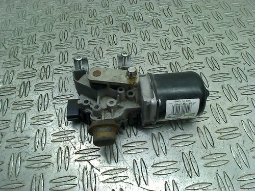 MOTEUR ESSUIE-GLACE AVANT Renault Clio IV (5R) 2015 288004542R | eBay