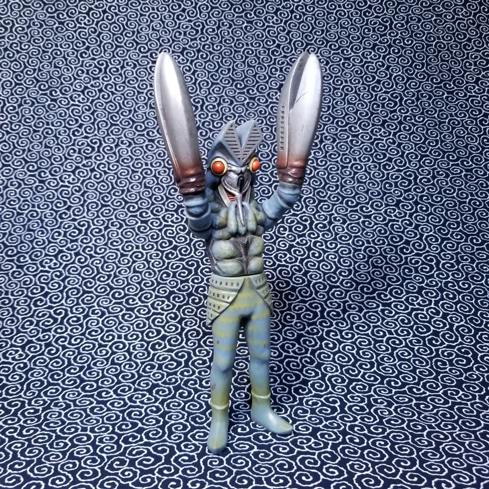 Ultraman Alien Baltan Bandai Ultra Monster Series Soft Vinyl EXC ...