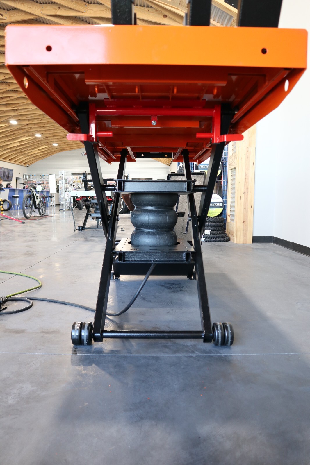 Moto Lift motorcycle lift table Made in USA 1350lb 28" wide x 84" x41.5 ...