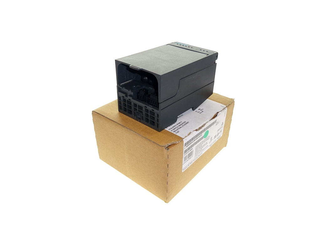 SIEMENS 6GK5 204-2BC00-2AF2 -NEW- ; SCALANCE XF204-2, flacher, managed ...