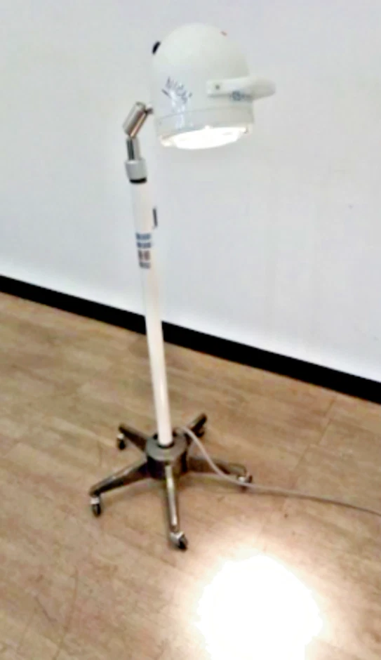 Skytron Infinity Surgical Lights | Shelly Lighting