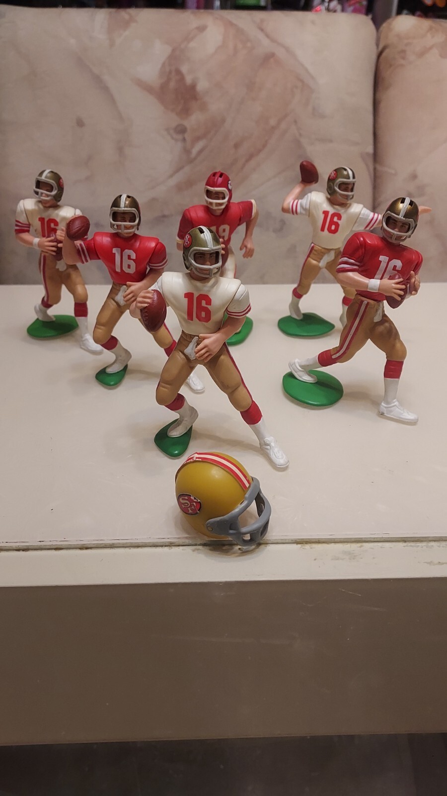 Starting Lineup Joe Montana Football Lot of 6 Figures, 5 SF 49ERS ,1 KC ...