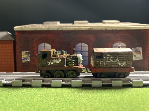 Custom Scrap Oliver And Toad Take Along 2006 | eBay